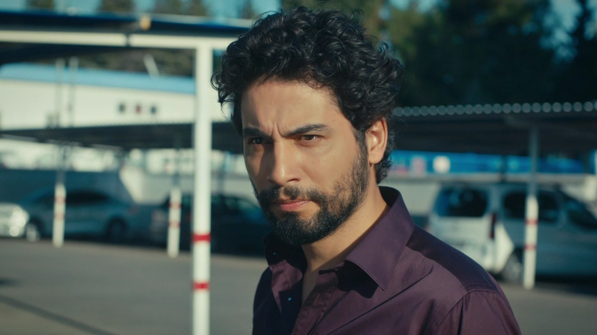 Carismaticul Mithat din serialul Melek, pasiune nebănuită! Iată ce face ...