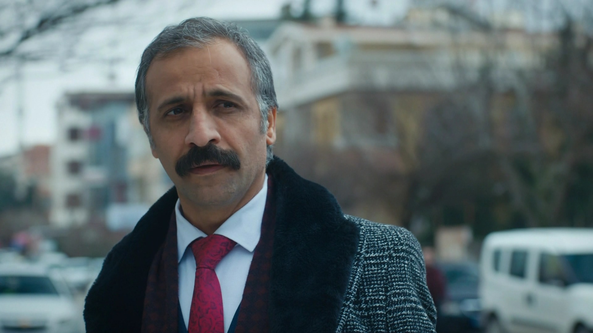 Cine este și câți ani are Kenan din serialul Melek! Celebrul actor ...