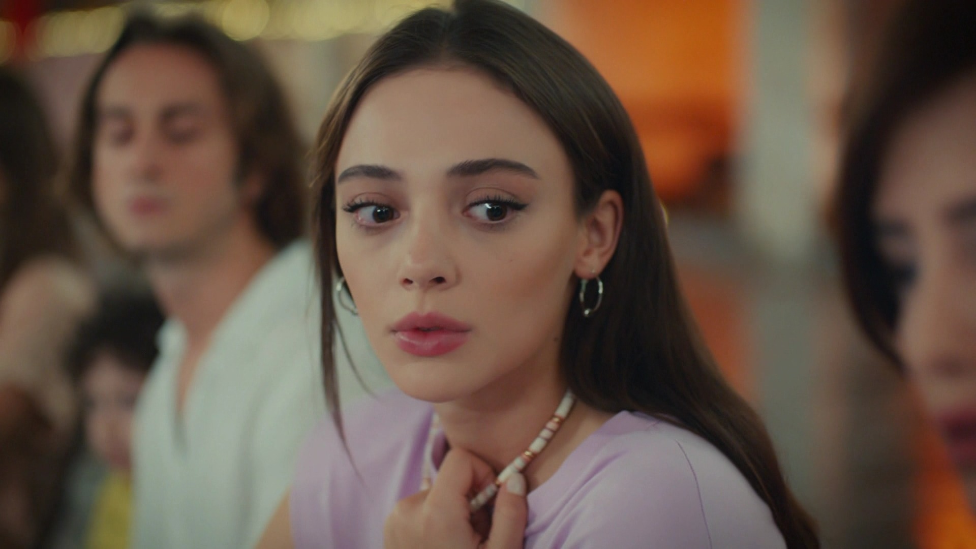 Defne din serialul Melek, surprinsă în compania iubitului ei! Tânăra ...