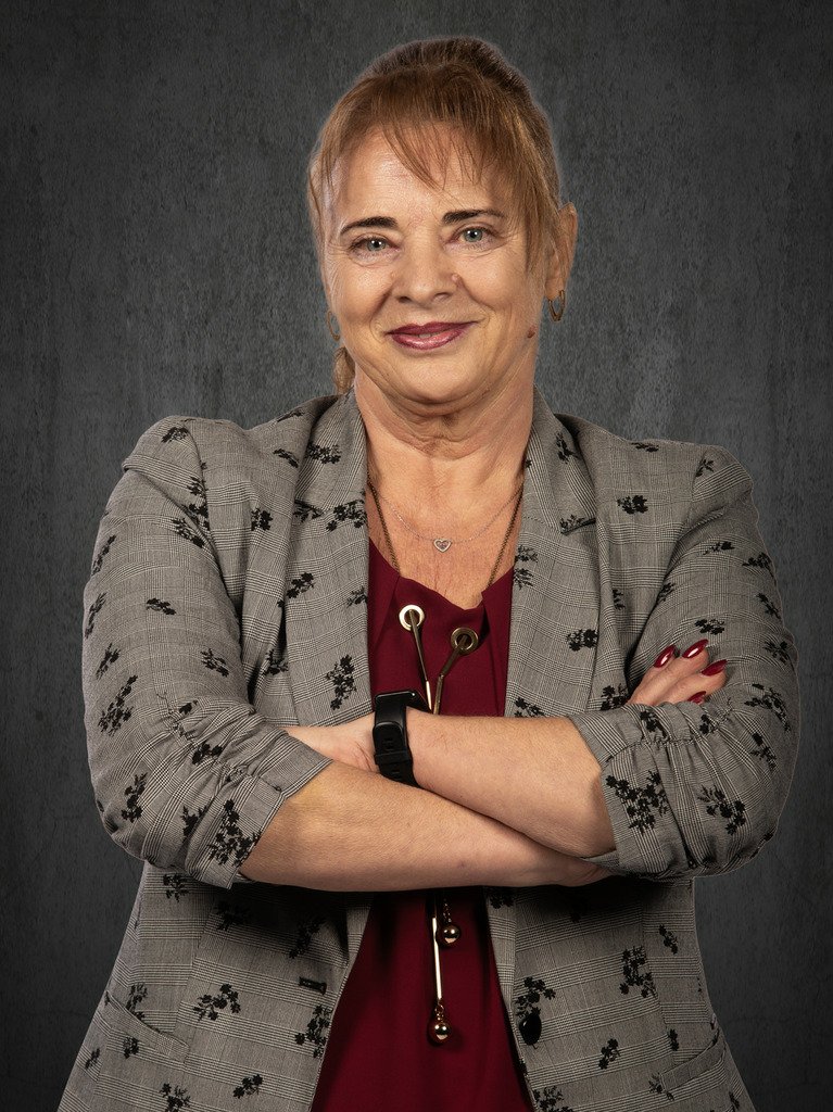 Angela - Kanal D Romania
