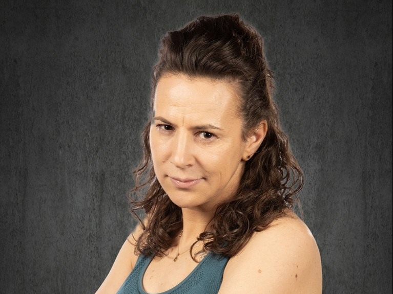 Cine este Alina Petrea, senior accountul de la „Insula de 1 milion ...