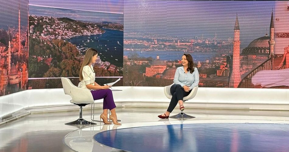 Sibel Taşçıoğlu, actrita din serialul „O dragoste”, vizitează România ...