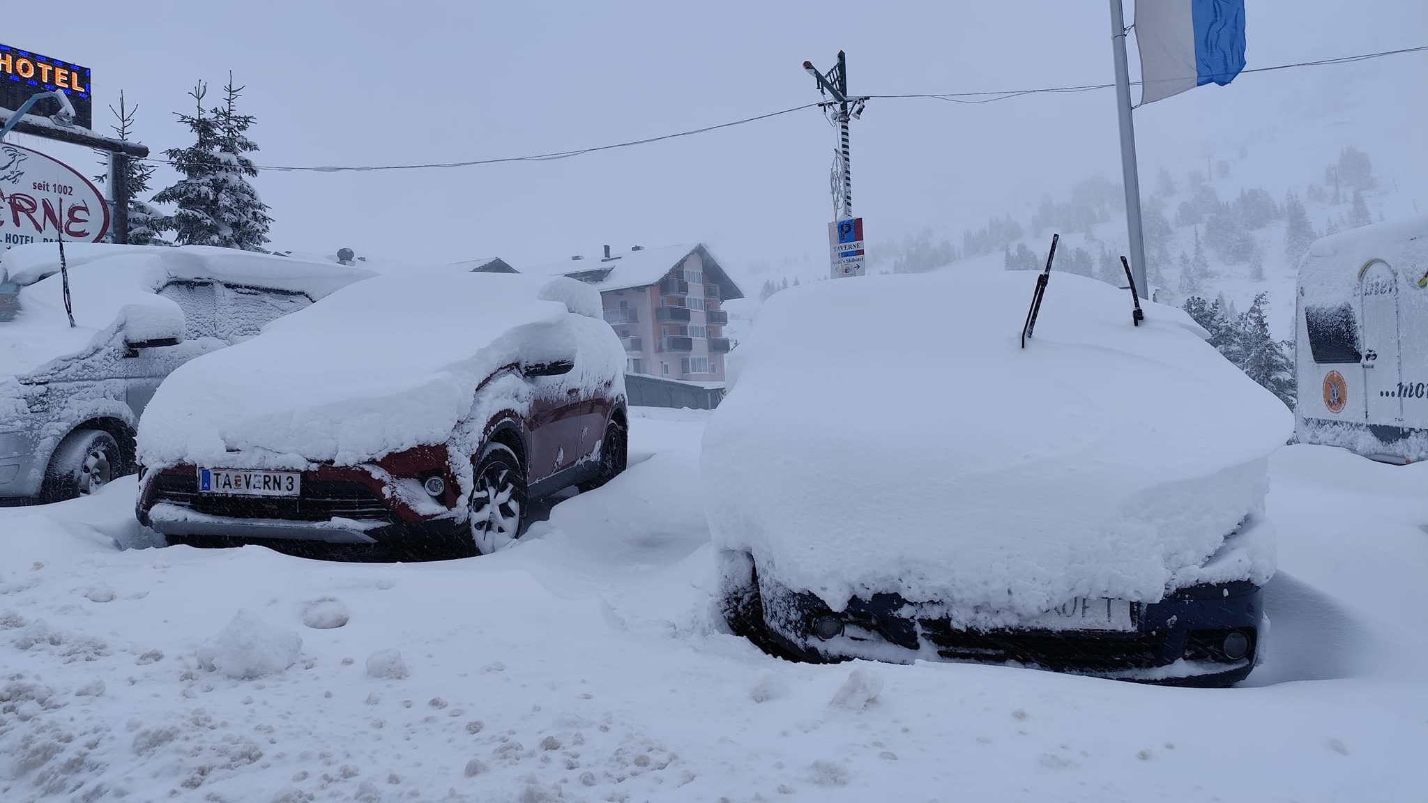 A nins în Europa! Imagini cu zonele acoperite de zăpadă! Când ajunge ...