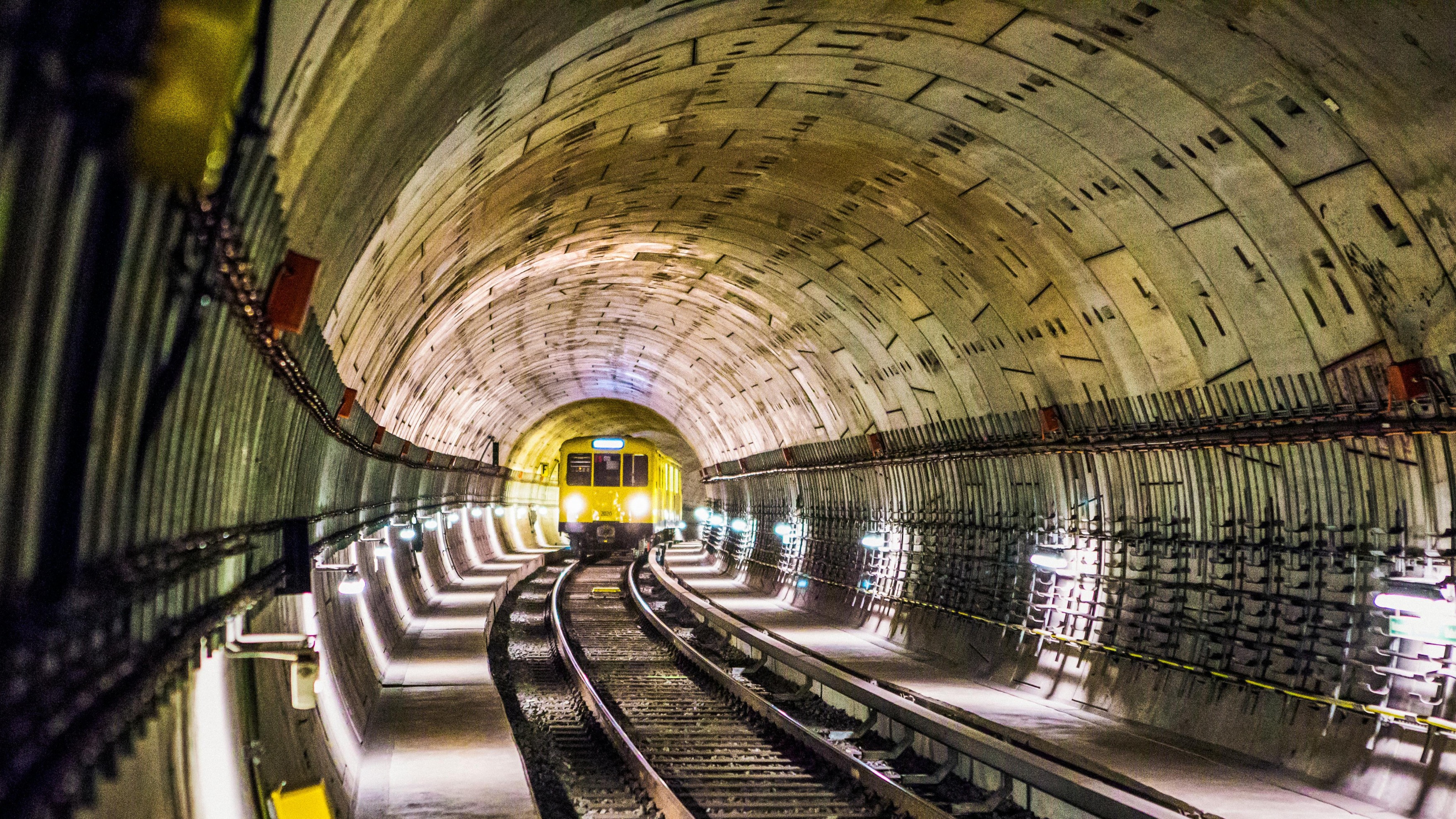 Grevă la metrou 2024: Luni are loc o nouă rundă de negocieri între ...