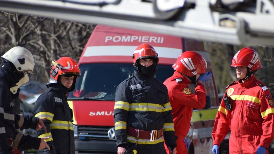 Explozie puternică într-un bloc din Codlea, Brașov! Un bărbat a ajuns ...