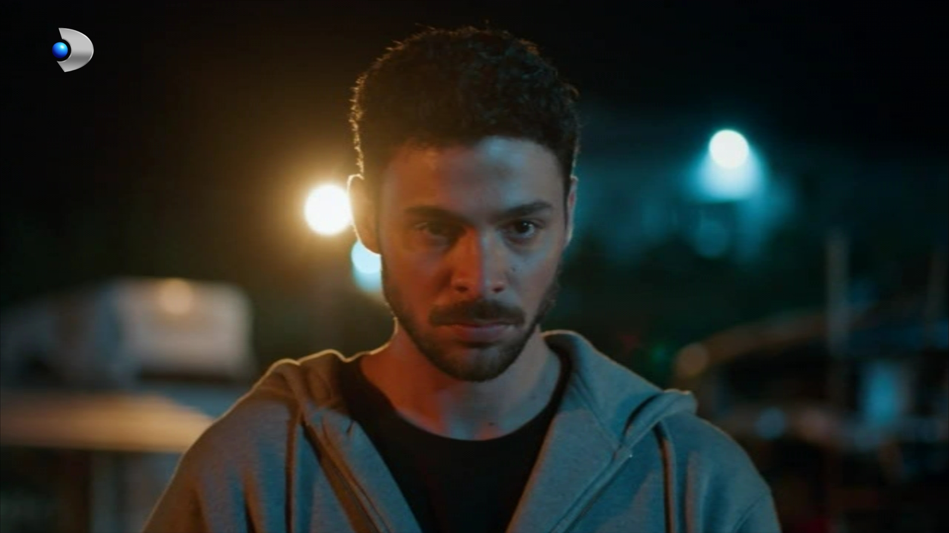 Rezumat „Inimă Rebelă” 16 decembrie 2024. Yaman crede că Derin îi ascunde ceva și că aceasta are ...