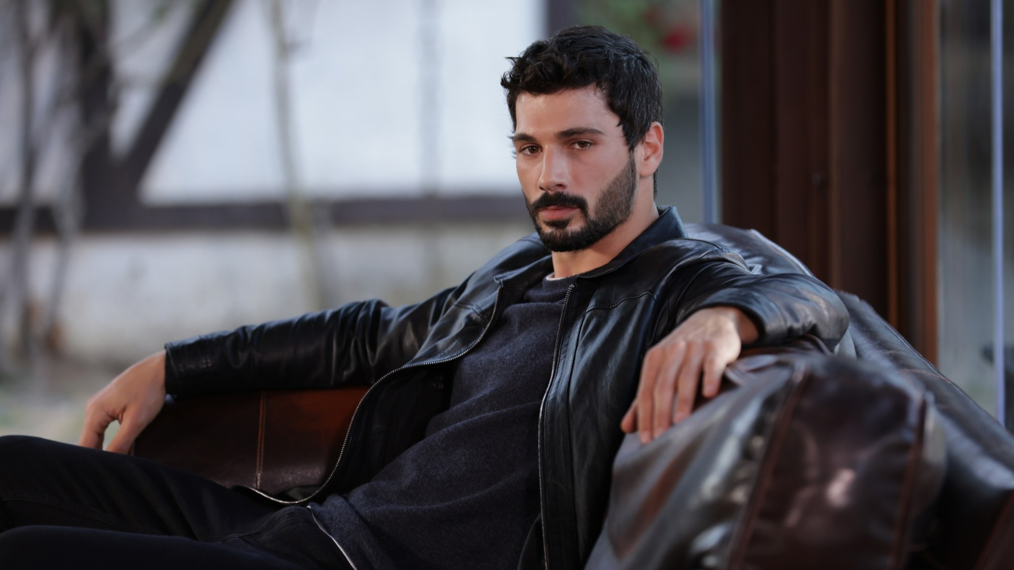 Deniz Can Aktaş, protagonistul serialului “Dragoste fără hotare ...