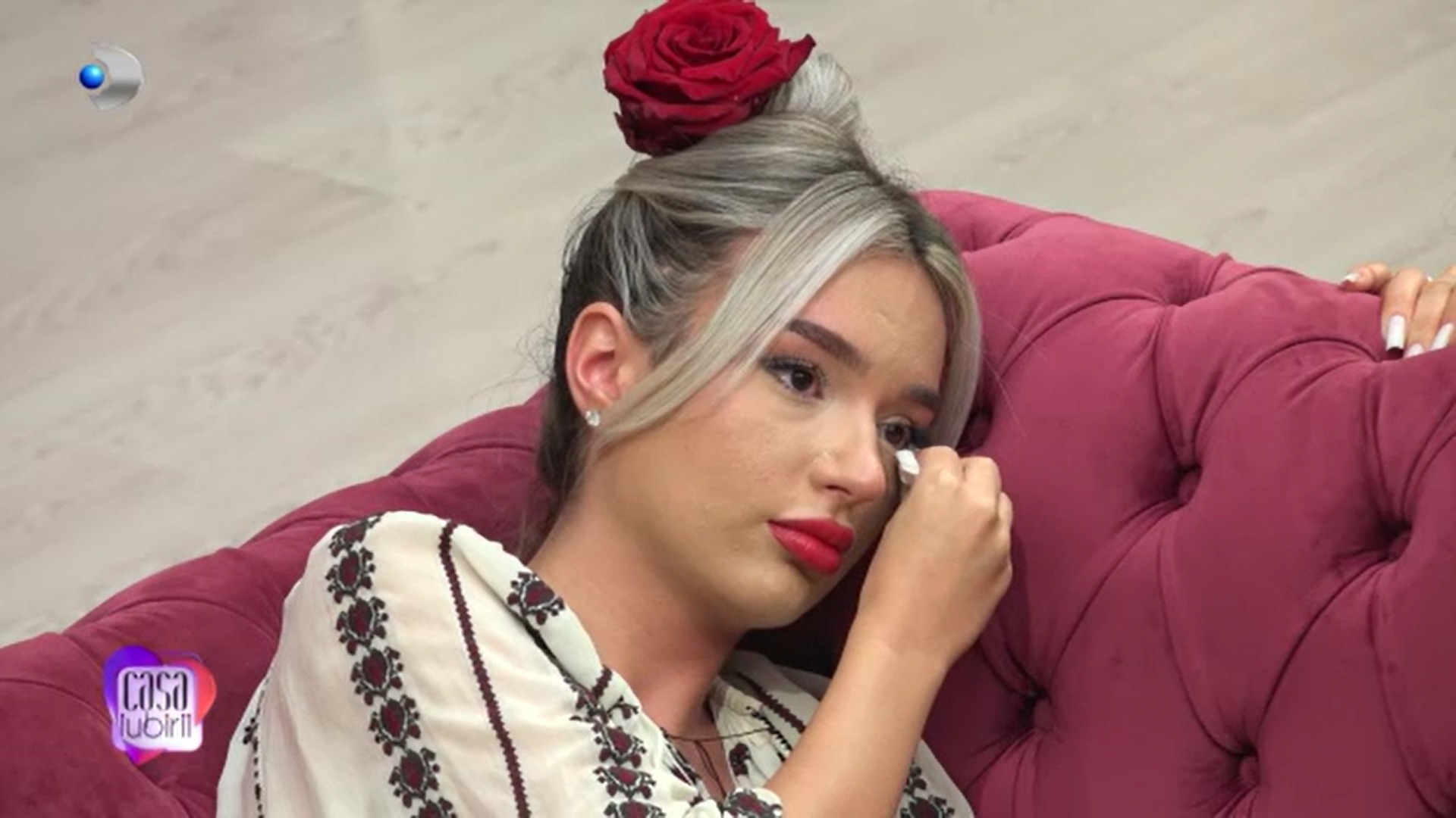 Naomi a ajuns la capătul puterilor, iar gelozia a preluat controlul ...