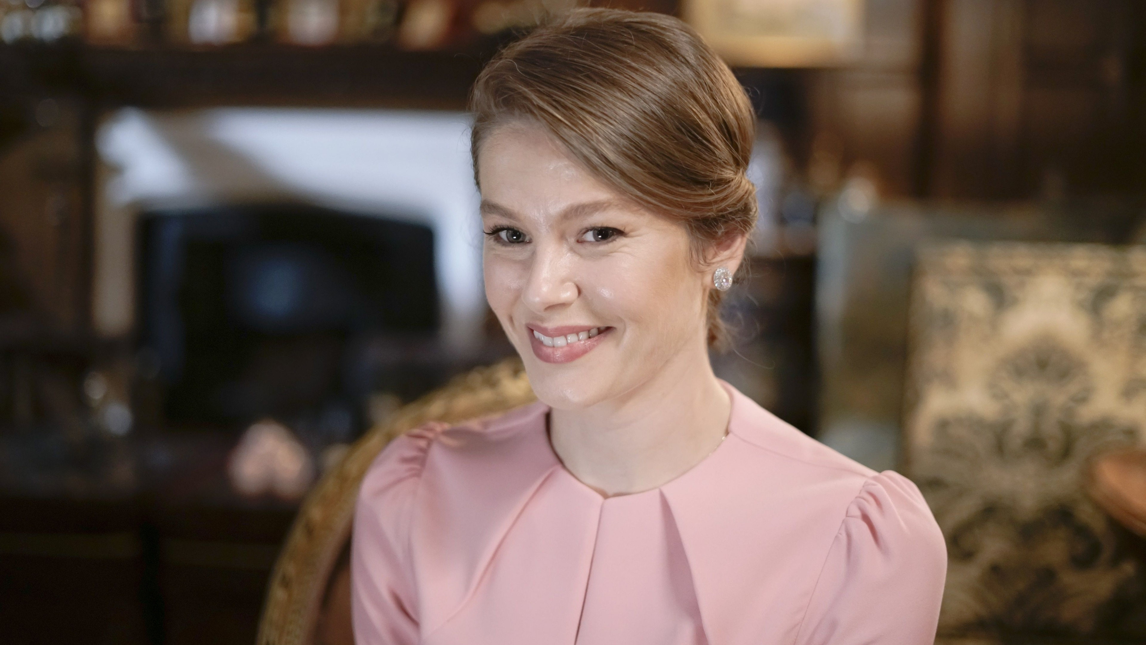 Burcu Biricik, actrița din "Fata de la fereastră", afacere inedită ...