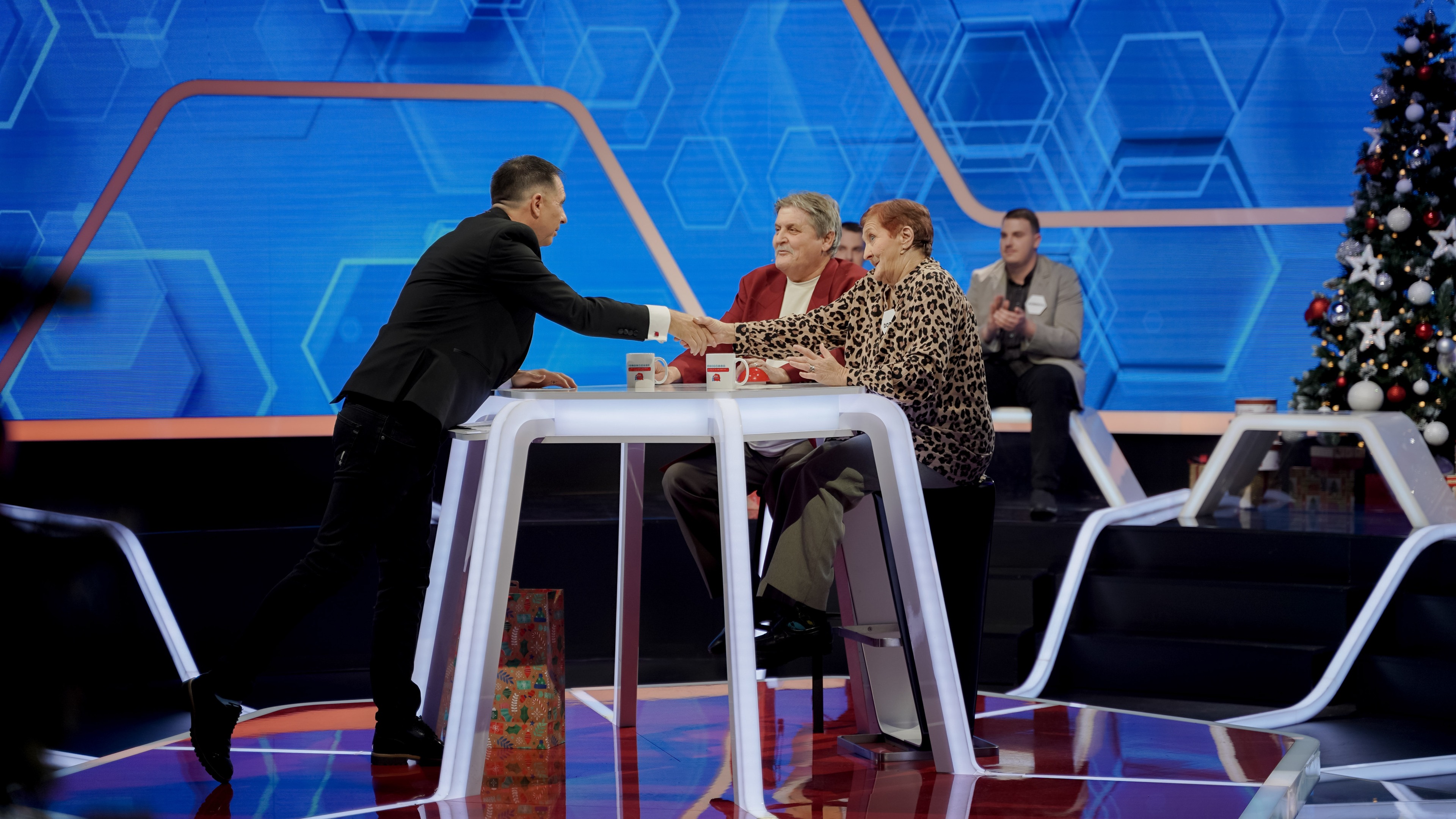 „Jocul cuvintelor cu Dan Negru”, a doua ediție specială de Crăciun, pe ...