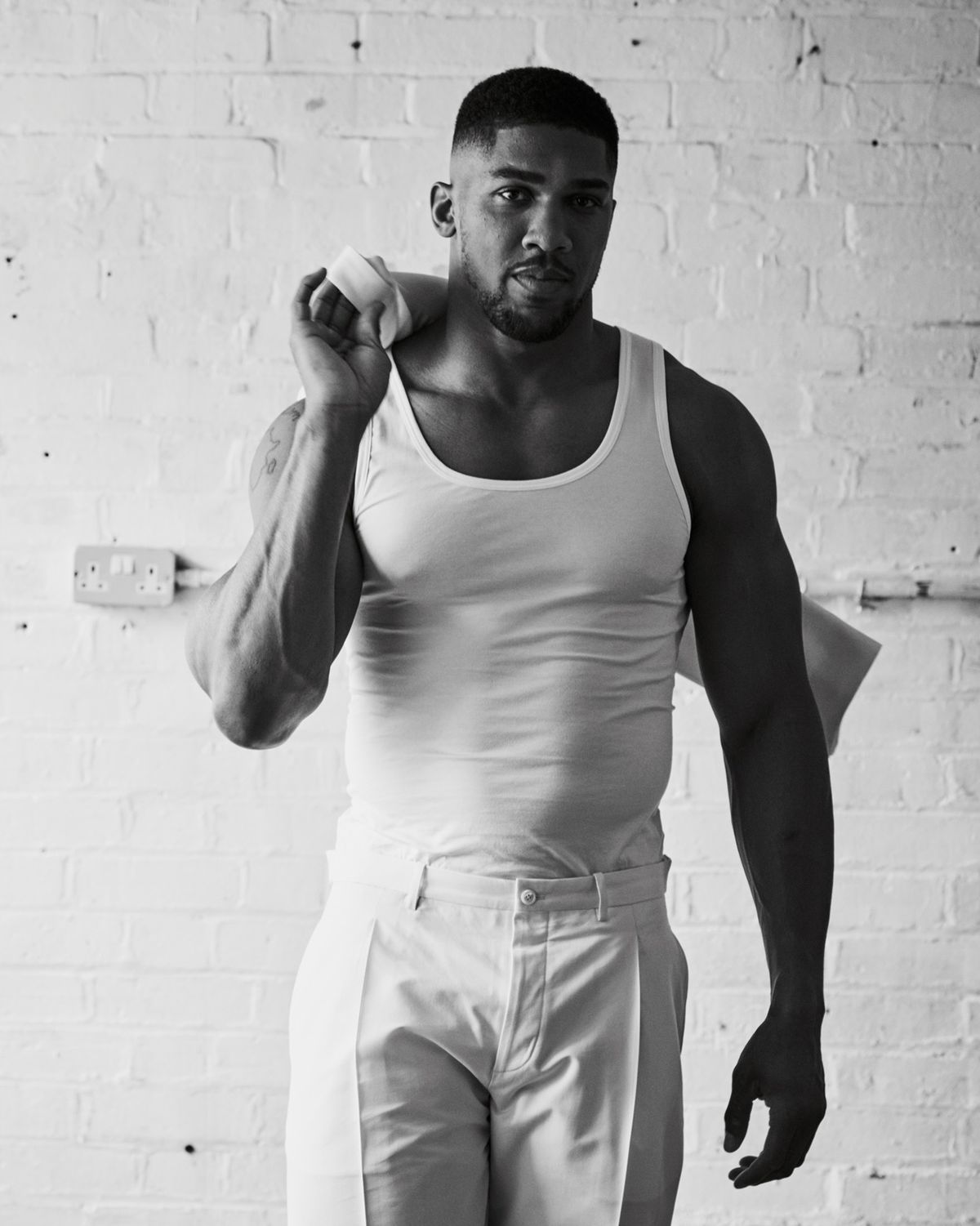 Boxerul Anthony Joshua a fost implicat într-un teribil incident rutier ...