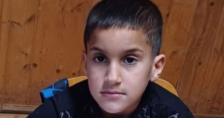 El este copilul de 8 ani s-a stins din viață în timp ce se afla la ...