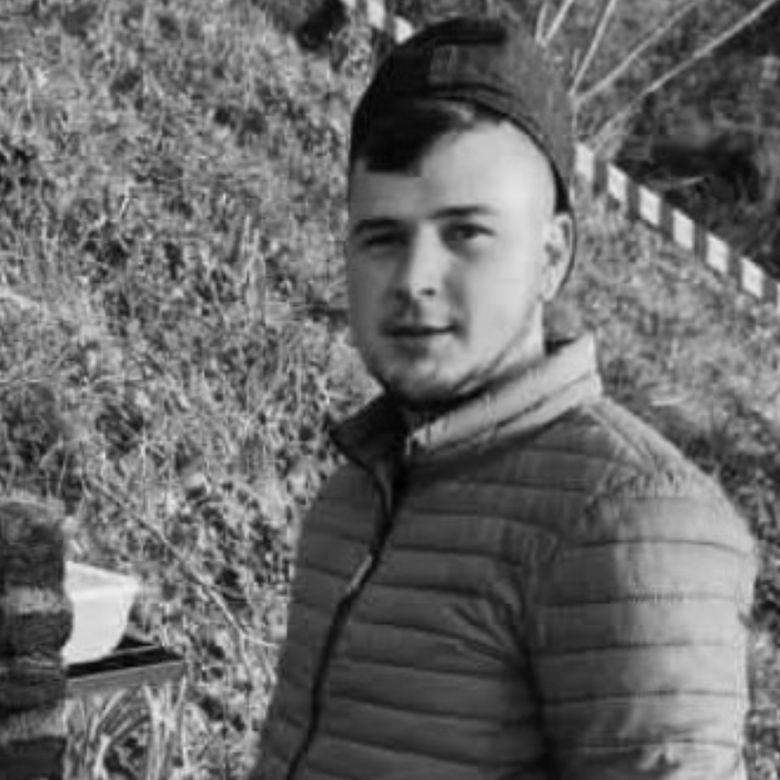 El este Cristi, tatăl care a sfârșit după ce și-a salvat fratele de la ...