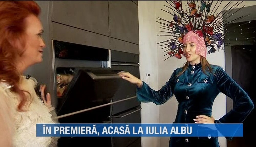 Ce pregateste Iulia Albu in cuptor? Fashion editor-ul a deschis usa in ...