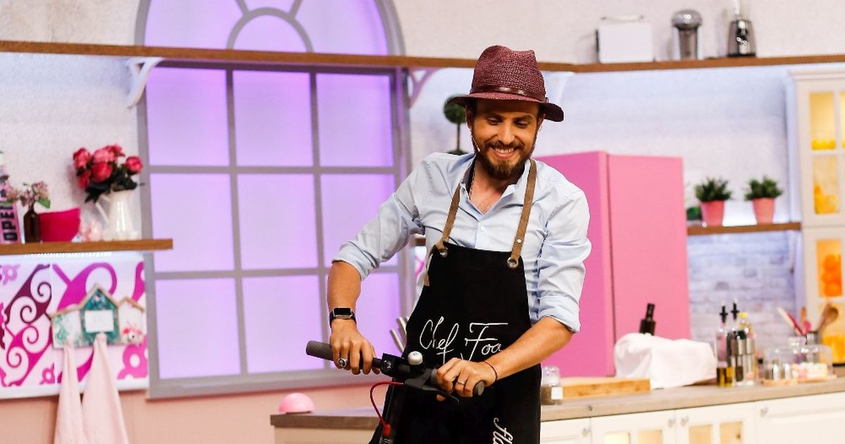 Chef Foa a dat viteza in bucataria de la "Cine-i Chefu’?", cu trotineta ...