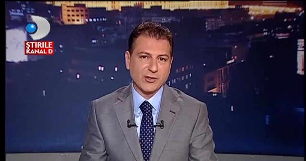 VIDEO: Regele Cioaba vopseste ouale in aur, sa se asorteze cu dantura ...