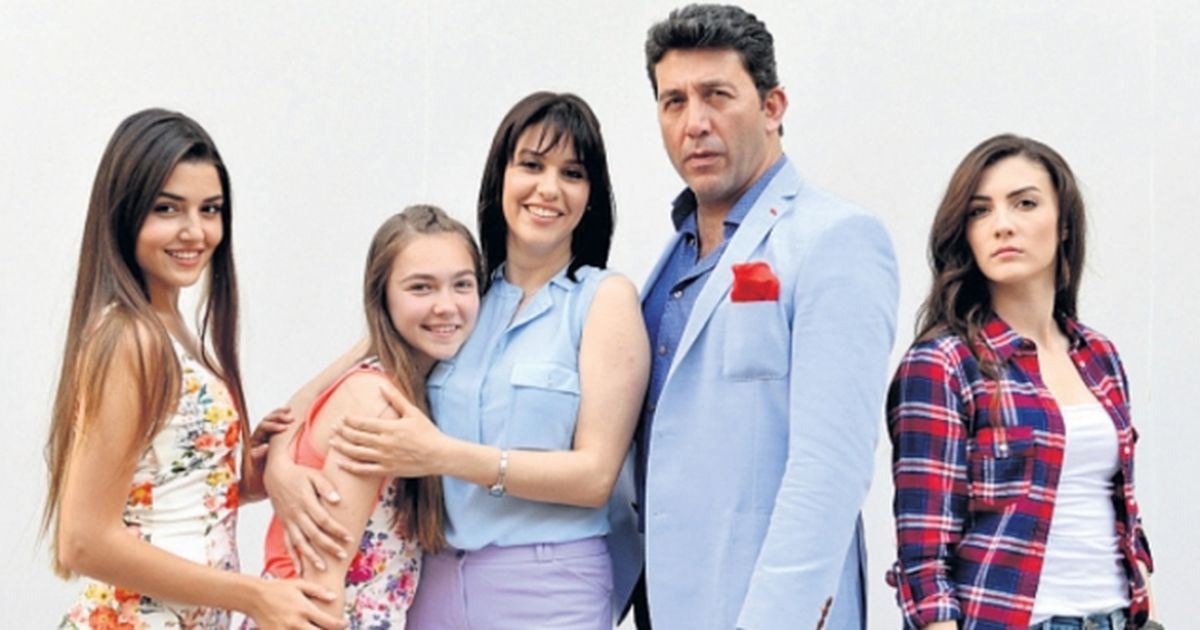 In aceasta seara incepe "Gunes”, la Kanal D, o poveste extraordinara de ...