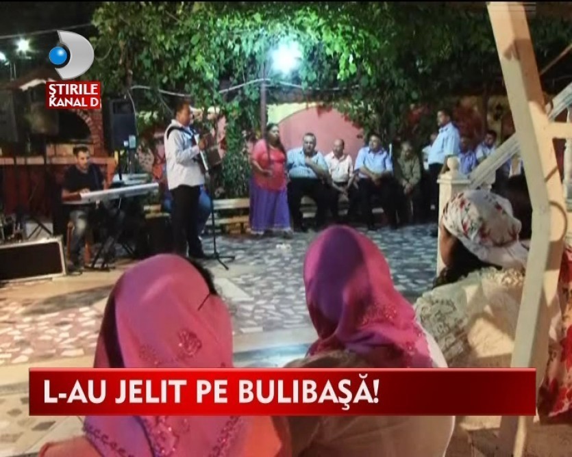 Un bulibasa jelit la priveghi pe muzica lui Romeo Fantastik VIDEO ...