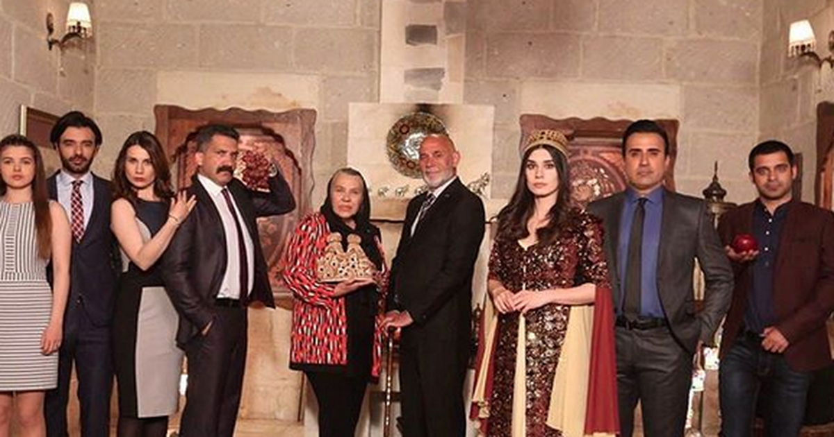 Momente inedite pe platourile de filmare ale serialului "Dragoste si ...