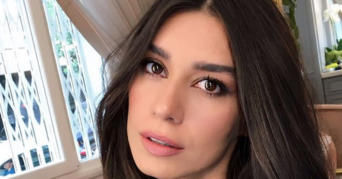 Mavi din "Dragoste si ura", premiata pe scena celei mai importante gale ...