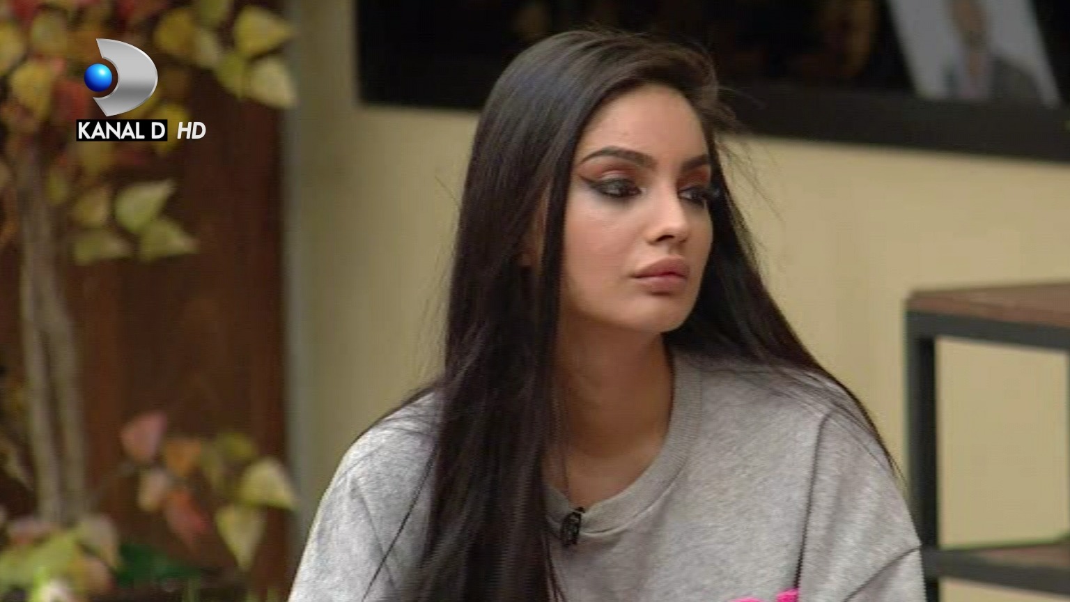 Simina a recunoscut! Câte operații estetice și-a făcut frumoasa ...