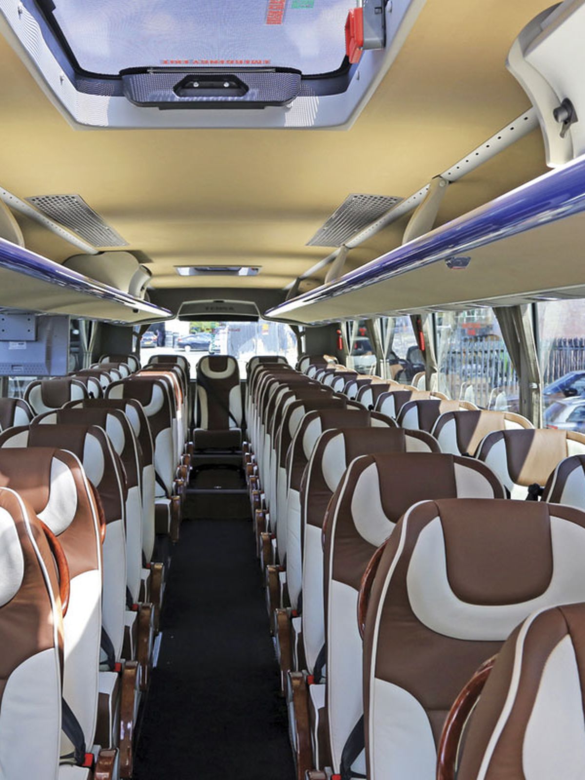 Închiriere autocar transport copii și adulți – Avantaje și beneficii ...