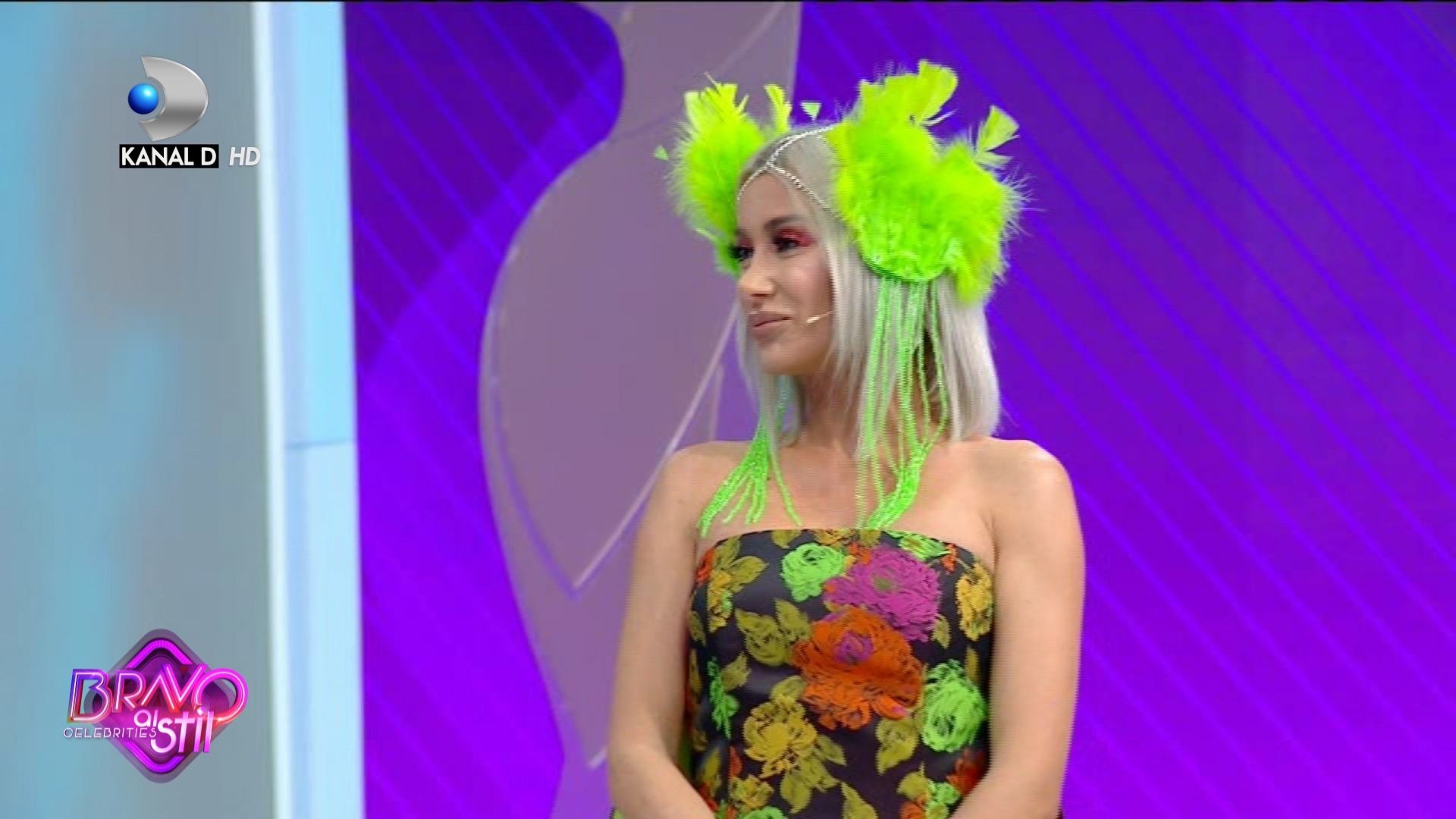 "Eu nu inteleg nimic"! Raluca Tanase a venit cu o tinuta soc - Kanal D ...