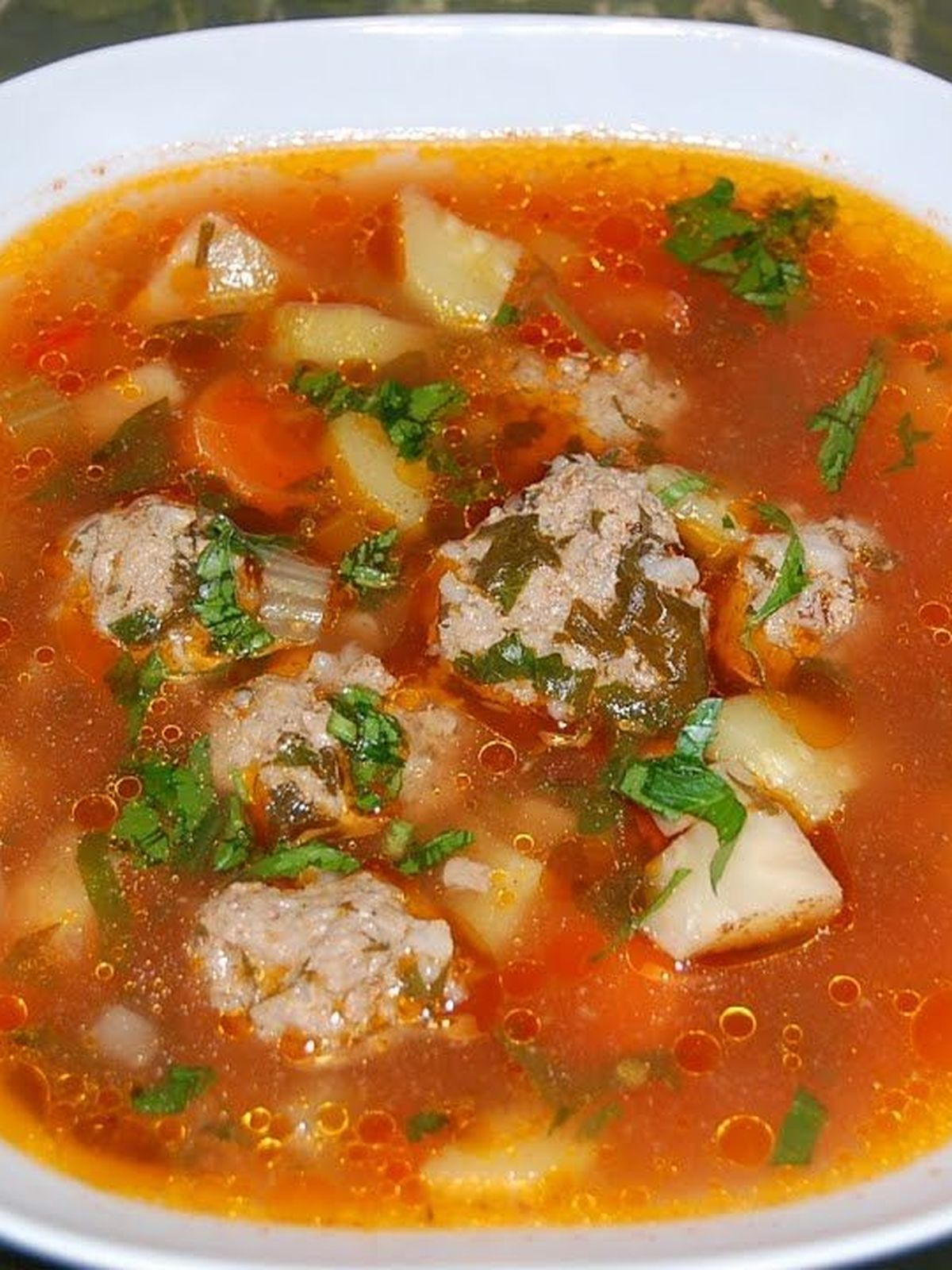 Ciorba de perisoare: secretul ca sa nu se sfarame perisoarele - Kanal D ...