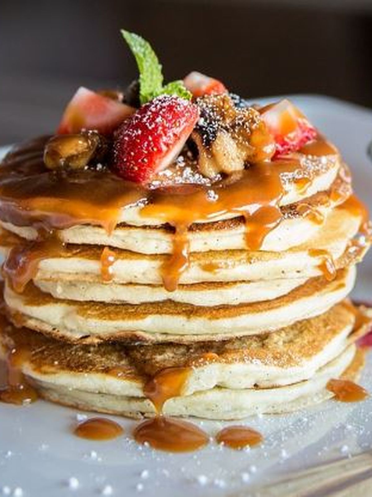 Pancakes de post. Rețetă cu mere și banane - Kanal D Romania