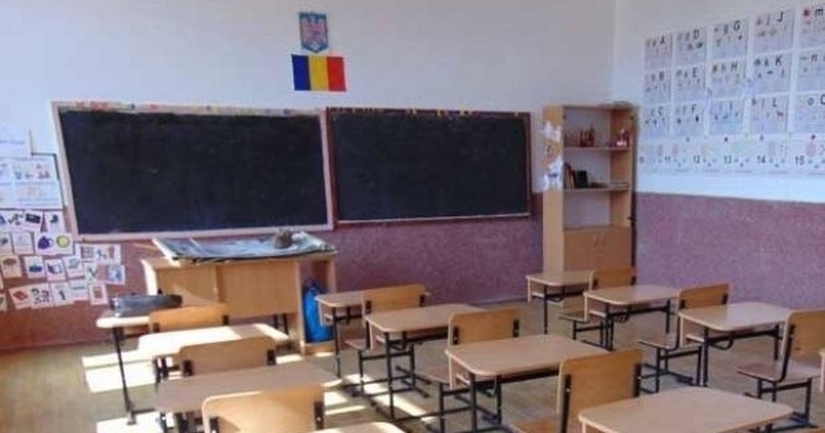 Tataru spune ca scolile s-ar putea redeschide la sfarsitul lunii mai ...