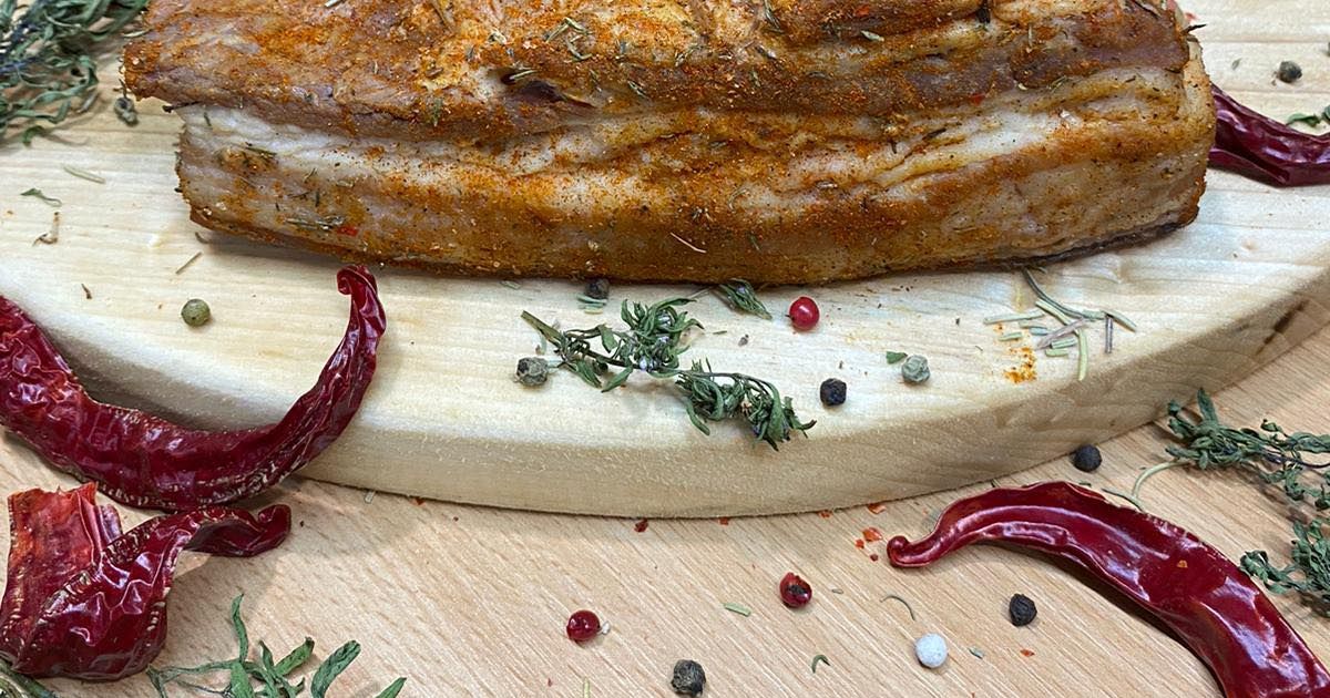 Cum se face șunca de casă afumată: Ingrediente și mod de preparare ...