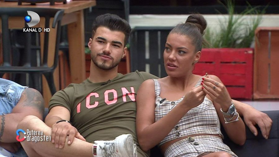 Roxana Buzoiu de la Puterea Dragostei are o nouă relație. Aceasta a făcut și declarații ...