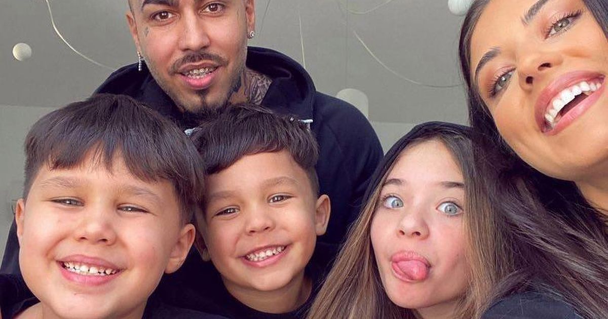 De cât timp sunt împreuna Alex Velea și Antonia. Cei doi au una dintre ...