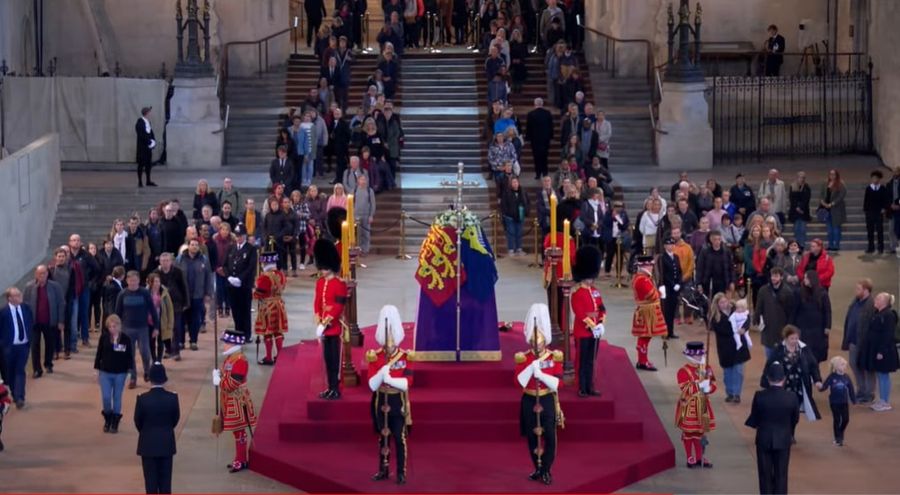 Înmormântarea Reginei Elisabeta a II-a, LIVE. Ceremonia are loc la ...