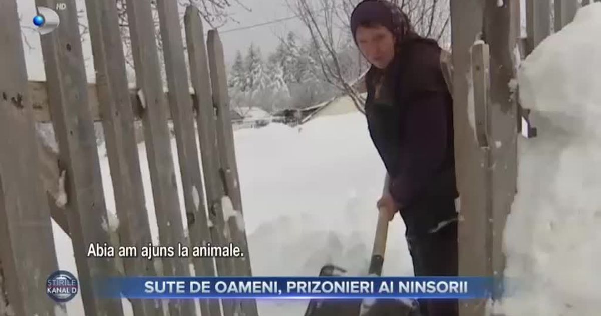 Sute de oameni, prizonieri ai ninsorii - Stirile Kanal D