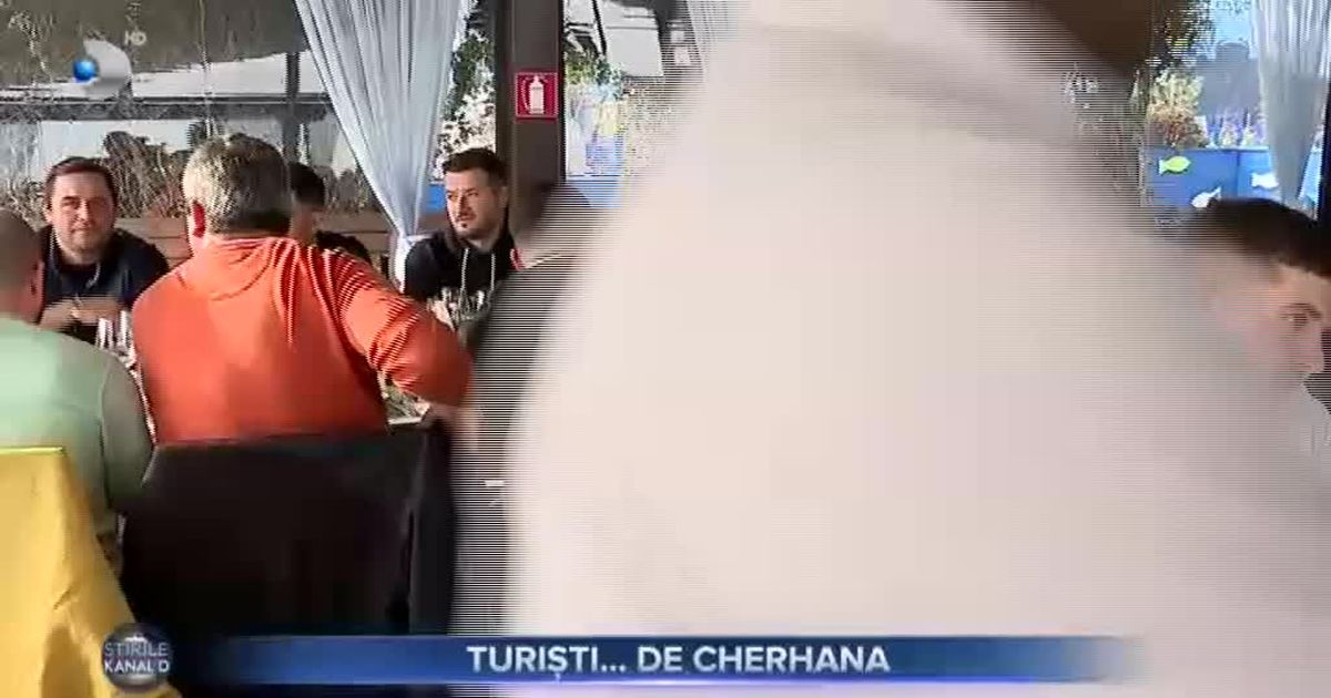 Turiști de cherhana - Stirile Kanal D