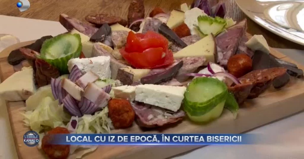 Local cu iz de epocă, în curtea bisericii - Stirile Kanal D