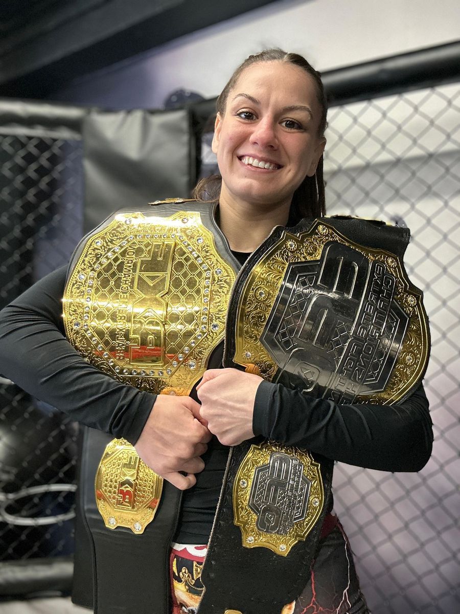 EXCLUSIV: Alice Ardelean, campioană mondială la MMA pentru echipa Ronin ...