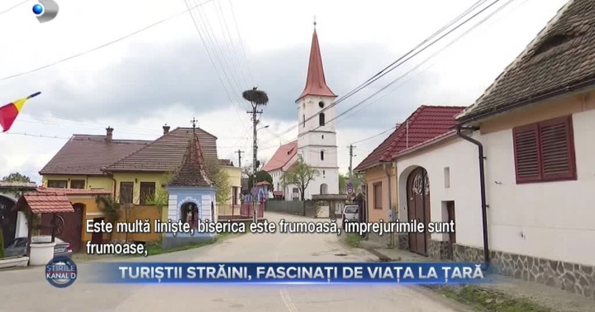 Turistii straini, fascinati de viata la tara - Stirile Kanal D