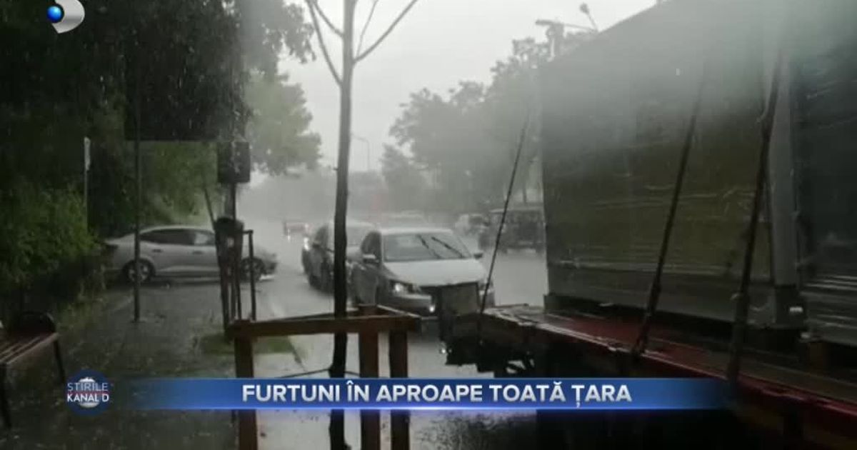 Furtuni în aproape toată țara - Stirile Kanal D