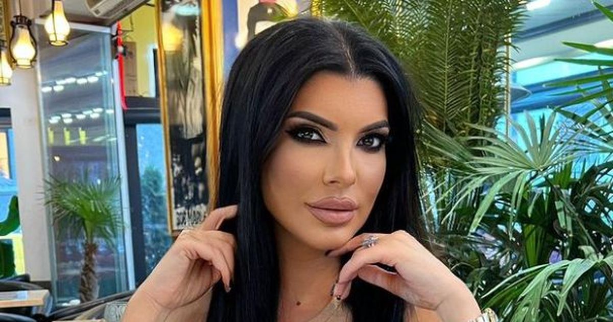 FOTO - Andreea Tonciu, cu burtica la vedere! Este diva însărcinată din ...