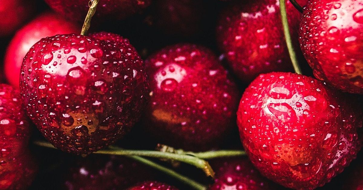 Trei rețete delicioase și inedite cu cireșe - Stirile Kanal D
