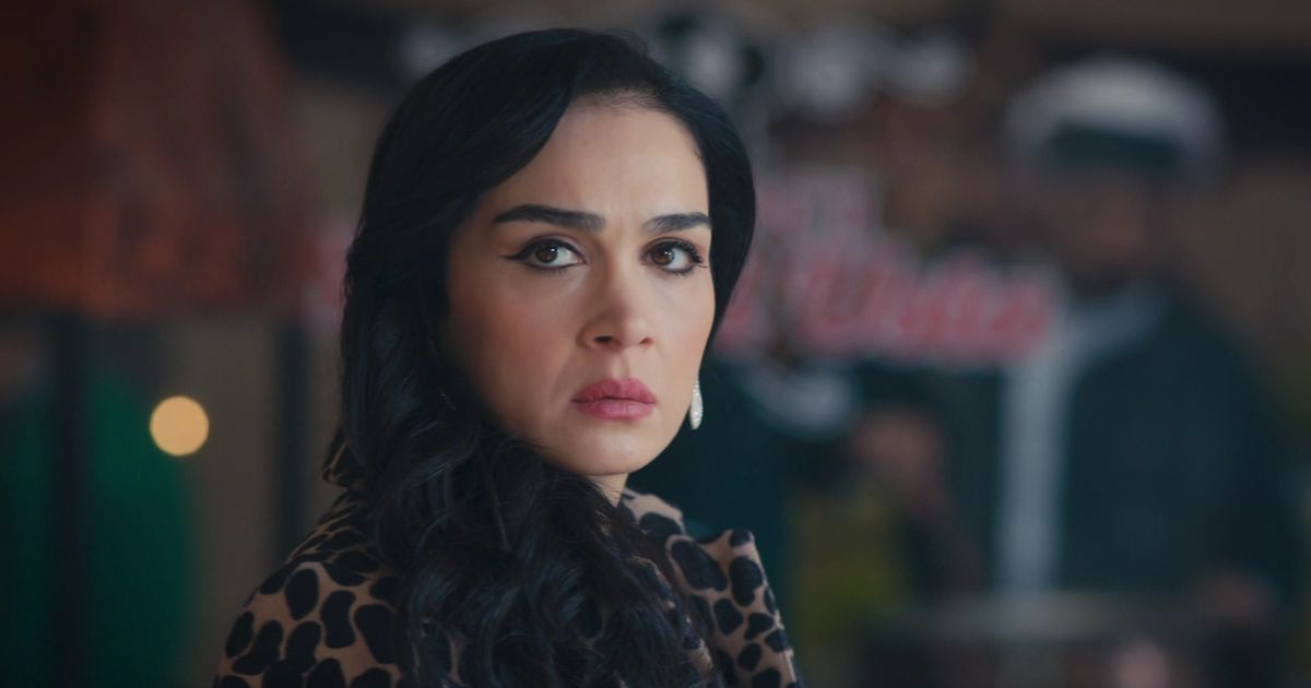 În această seară, de la ora 20:00, în “Melek”, la Kanal D, Melek, renegată de tatăl ei - Stirile ...