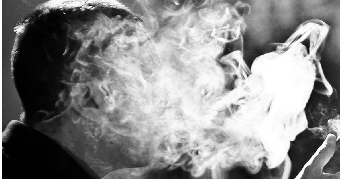 Franța stabilește un plan de interzicere a țigărilor de unică folosință ...