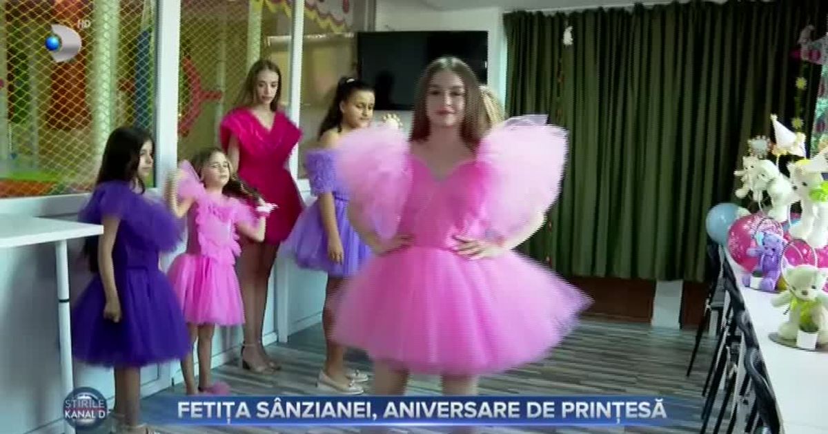 VIDEO - Fetița Sânzianei, aniversare de prințesă. Antonia, mezina ...