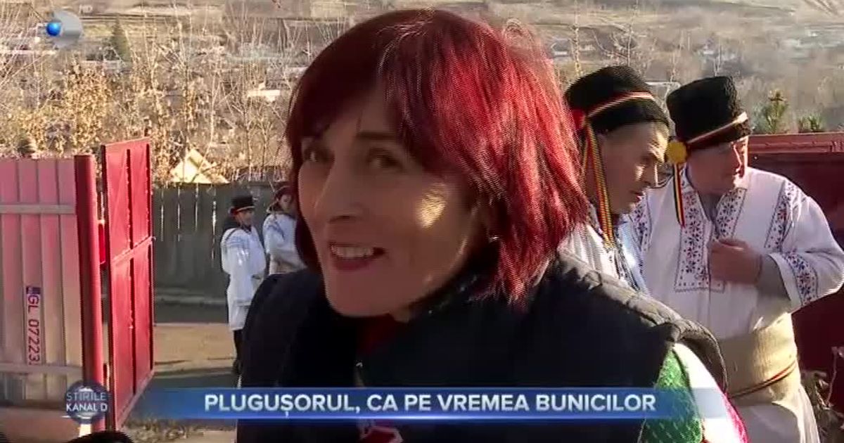 VIDEO-Plugușorul, obiceiul care ne aduce aminte de bunici și de ...