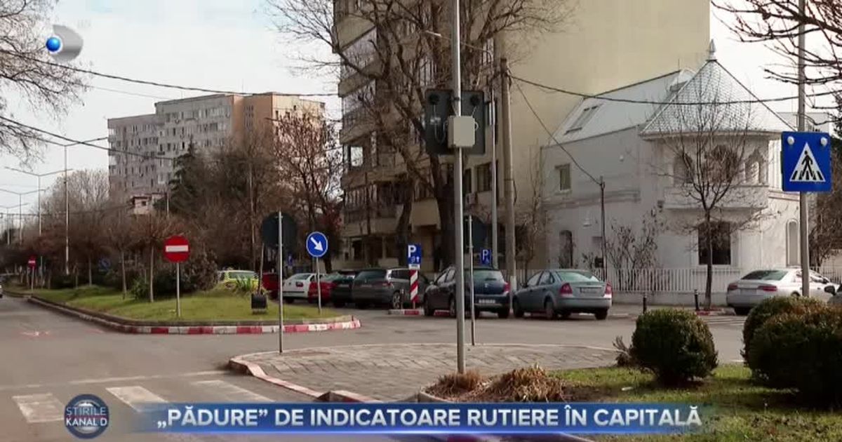 VIDEO - „Pădure” de indicatoare rutiere în Capitală. Șoferii spun că ...