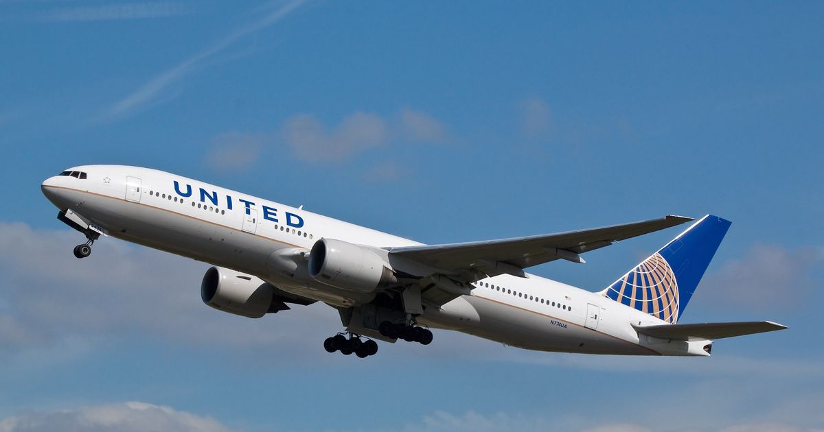 VIDEO. Un avion Boeing 777, cu 250 de oameni la bord, la un pas de ...