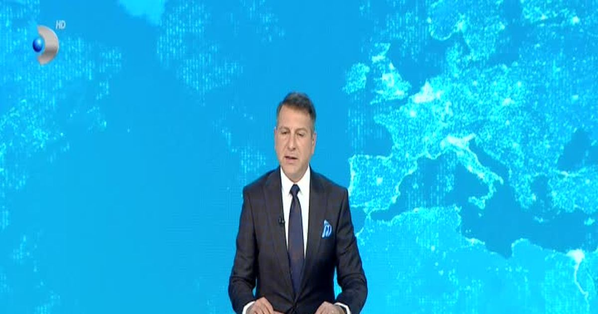 VIDEO: VIDEO-Primul pui de delfin născut în captivitate, junior la ...