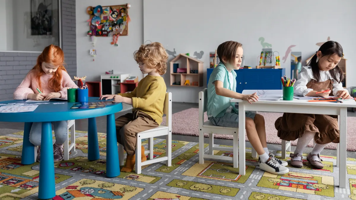 Înscrieri în clasa zero pentru anul școlar 2024 - 2025: Tot ce trebui e ...